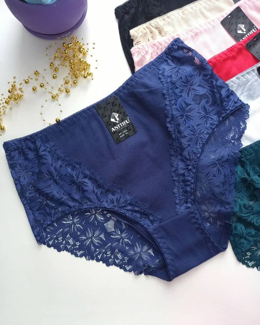 Спідня білизна від W-Secret, купити жіночу спідню білизну за вигідною ціною